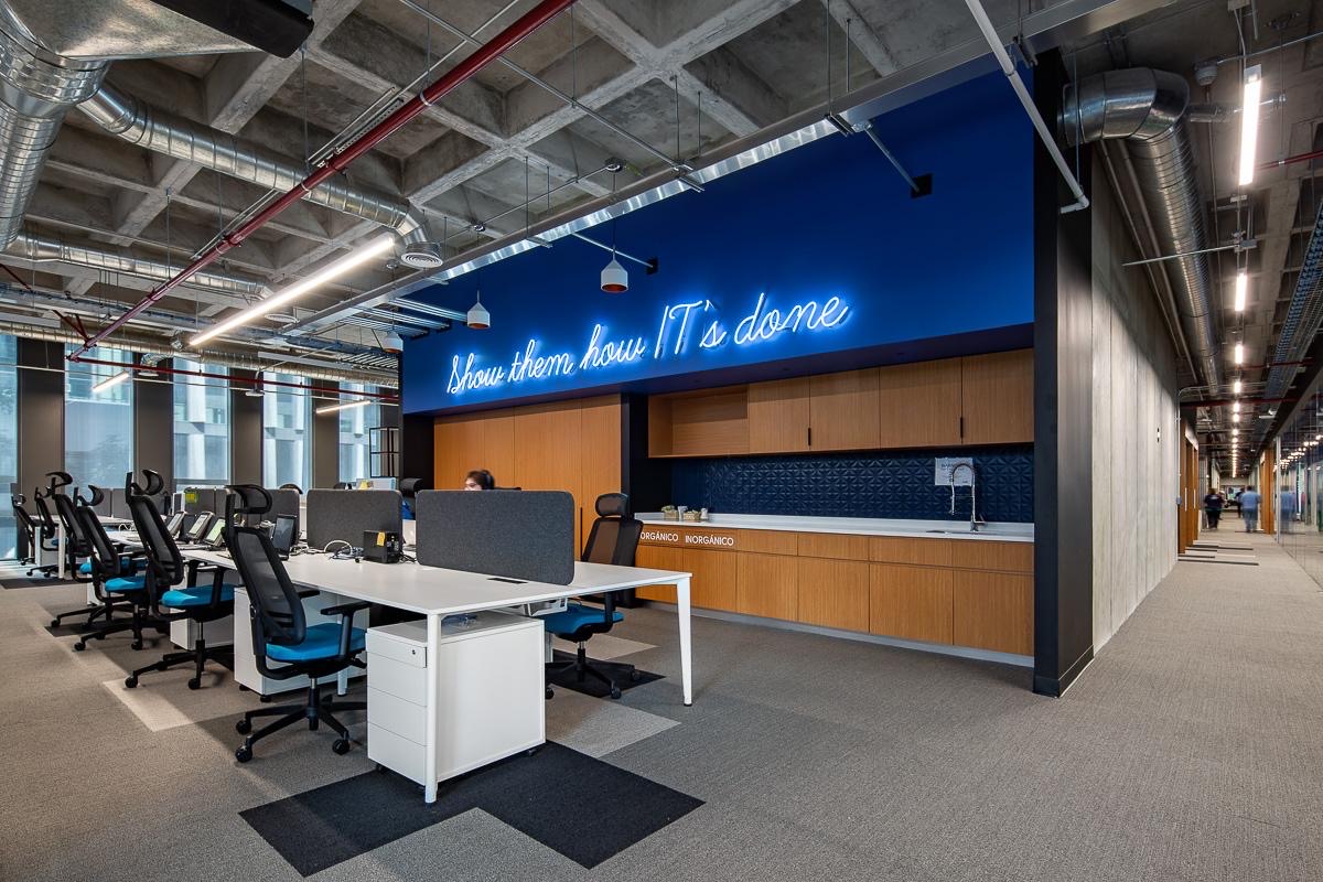 Proyecto Luxoft - Asociación Mexicana de Interiorismo Corporativo ...